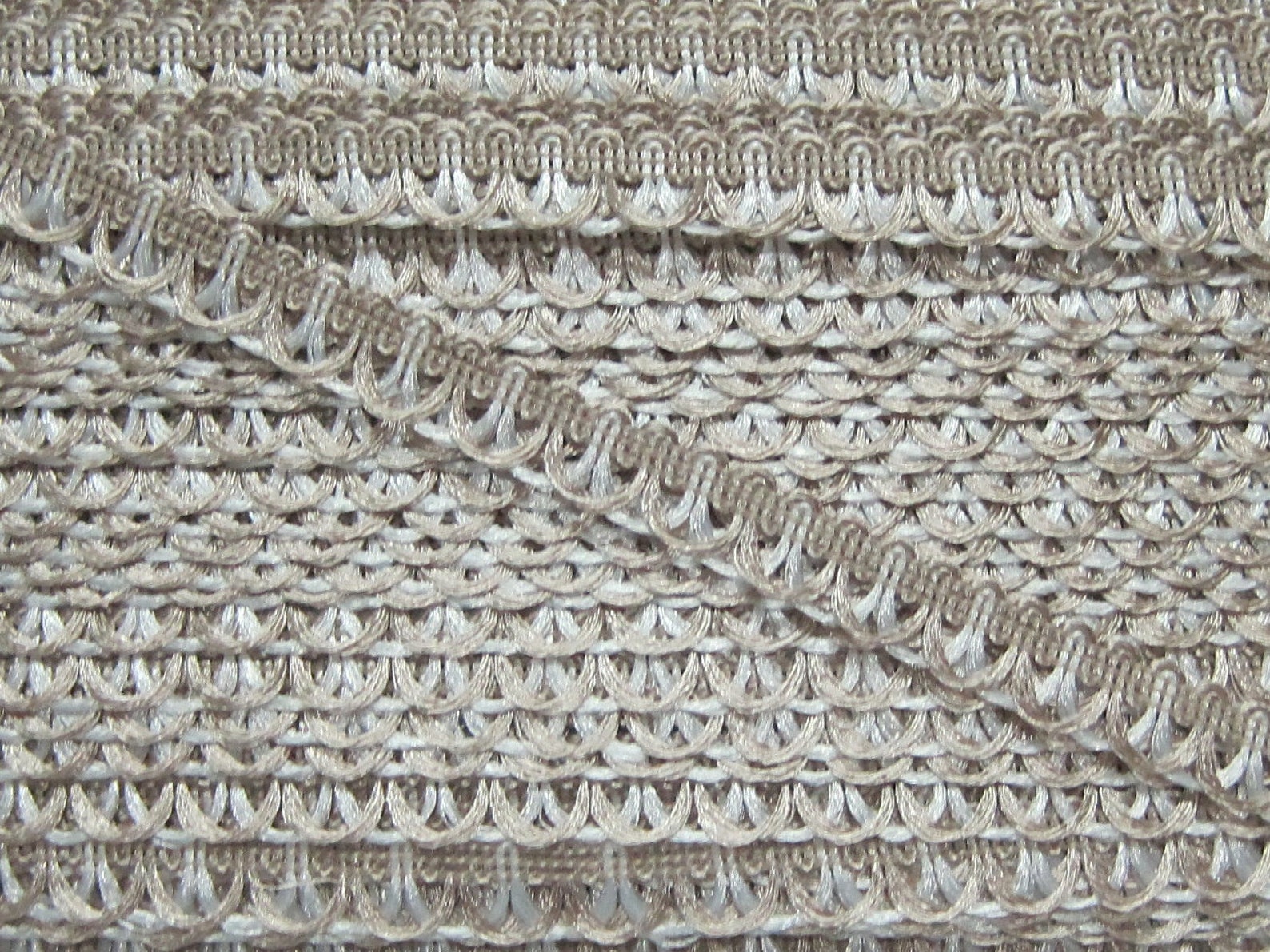 5 yards Beige-White Scallop Loop loop trim braided trim | Etsy