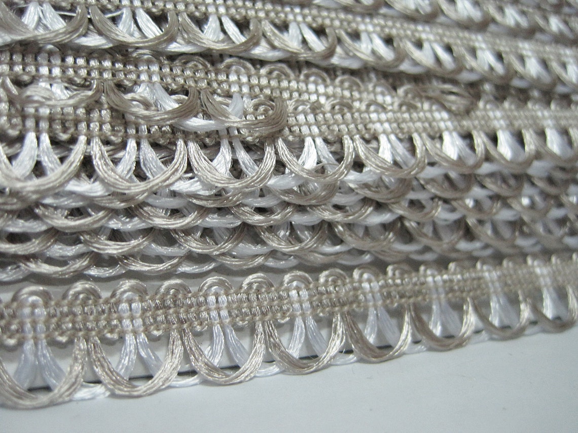 5 Yards Warm Gray-white Scallop Loop, Loop Trim, Braided Trim, Picot ...