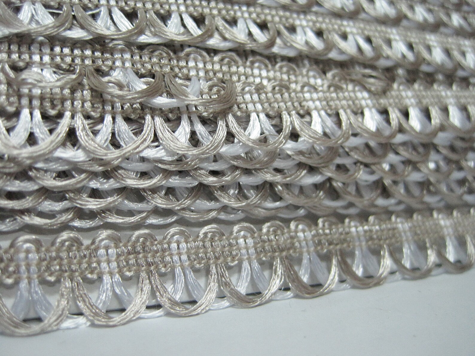 5 Yards Warm Gray-white Scallop Loop Loop Trim Braided Trim - Etsy