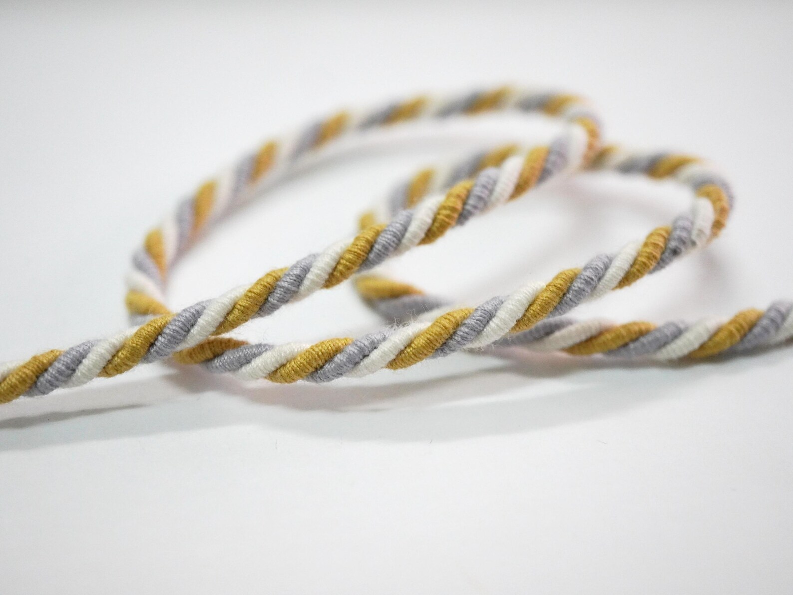 5 Yds 4 Mm Gold-ivory-silver Twist Cord, Braided Cord, Soutache Cord ...