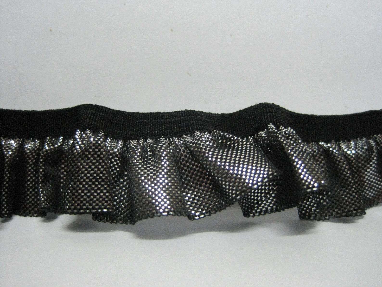 5 Yards Silver Metallic Ruffle With Black Elastic Trim Ruffle - Etsy