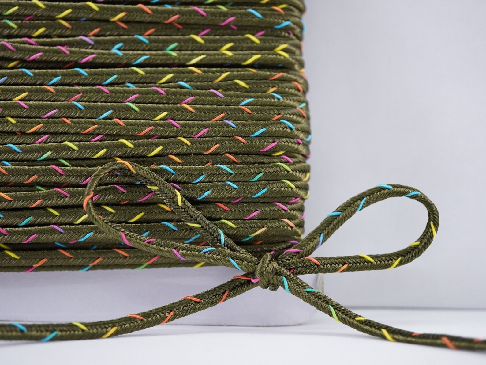 5 Yards Green Sprinkles Soutache Cord, Soutache Braid, Shiny Cord, Flat ...