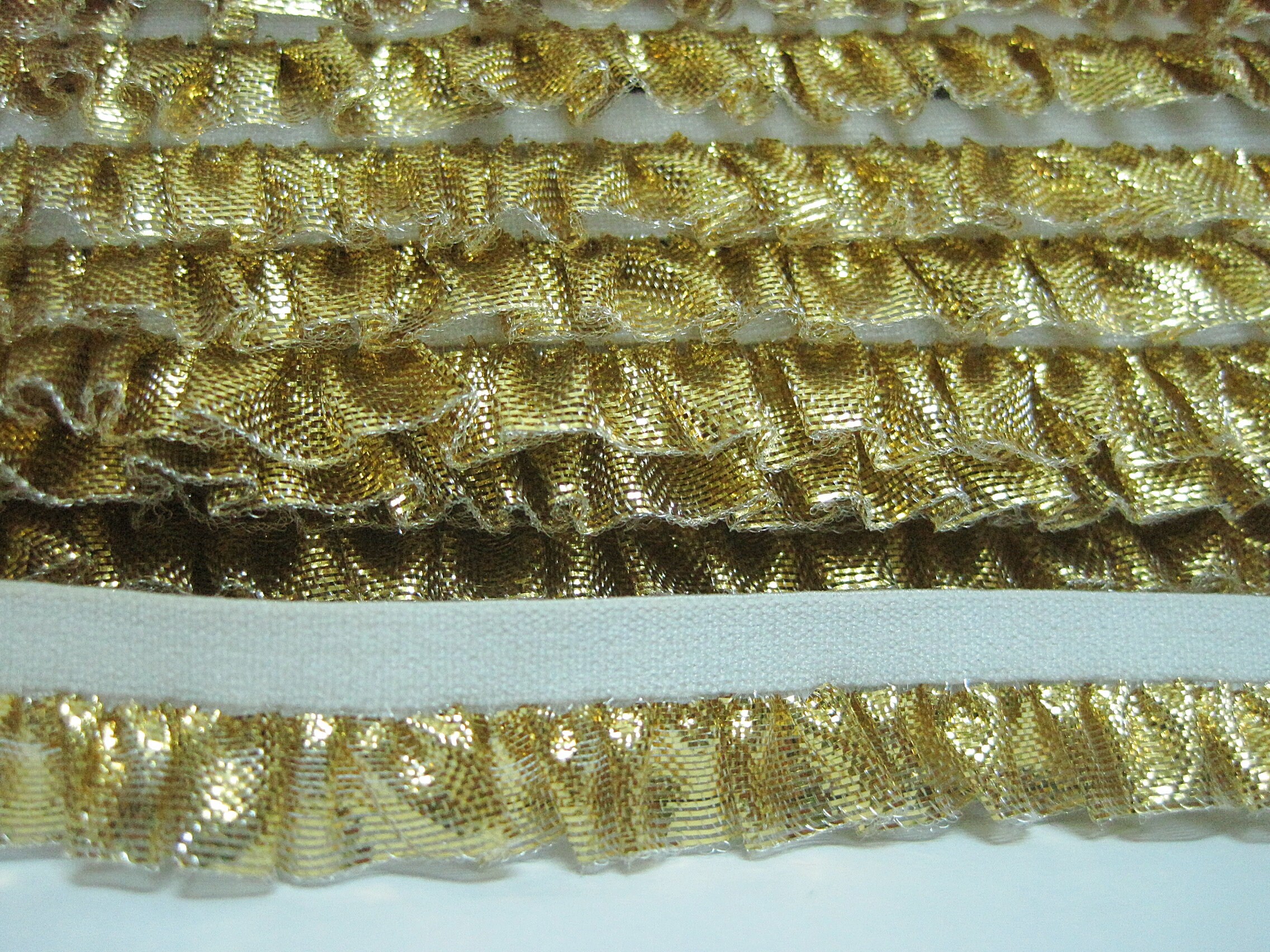 5 Yards White Gold Metallic Ruffle Elastic Trim, Ruffle Trim, Elastic ...