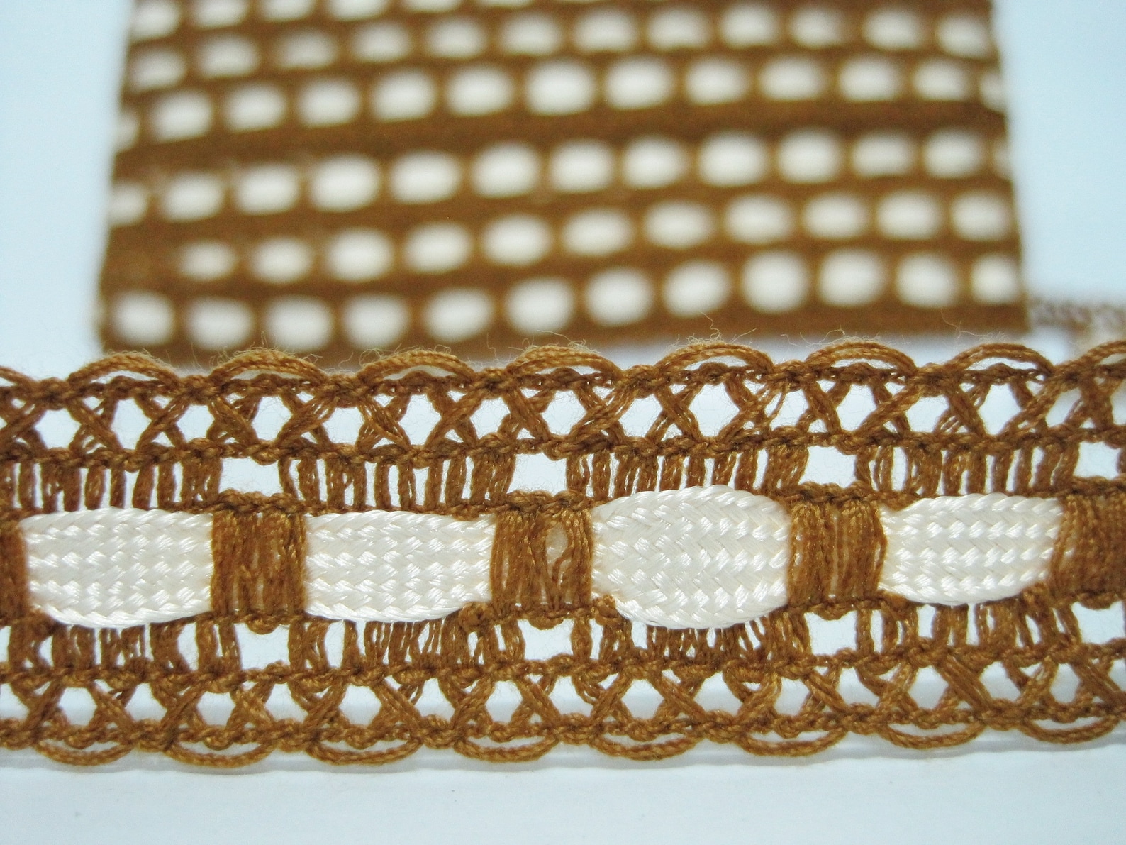 5 yards Golden Brown Lace Trim with Vanilla Ribbon Insert | Etsy