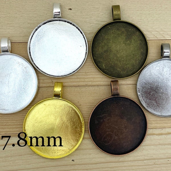 Large Round Pendant - Etsy