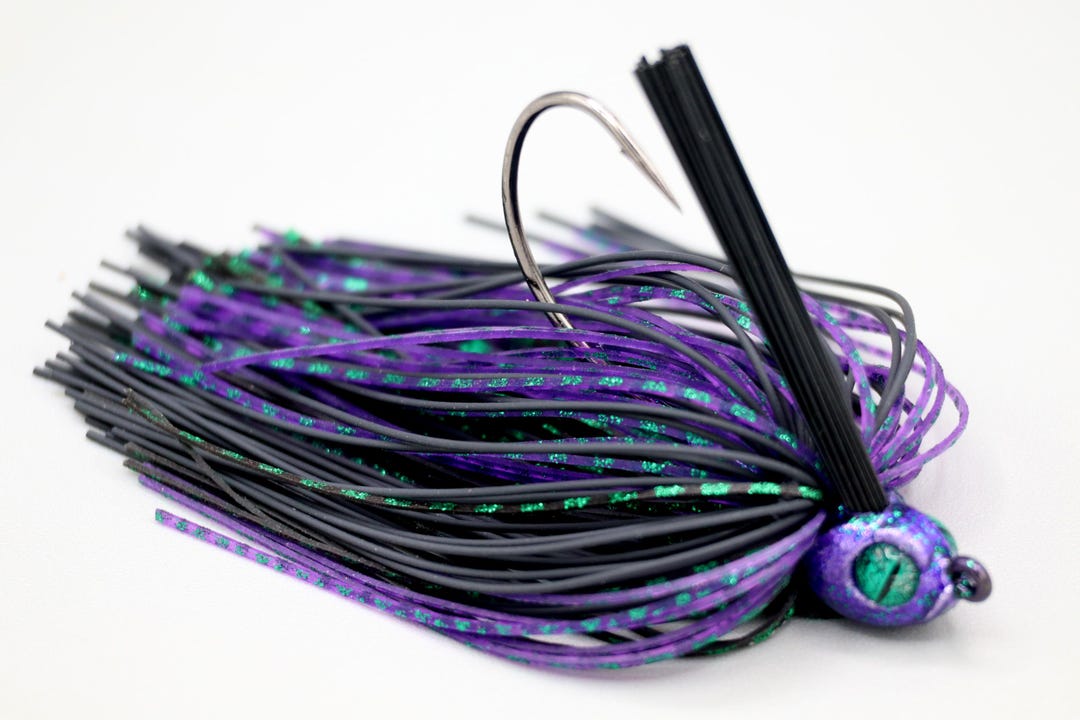 Weedless Poison Tail Fishing Jig - Dark Junebug - Premium Fishing ...