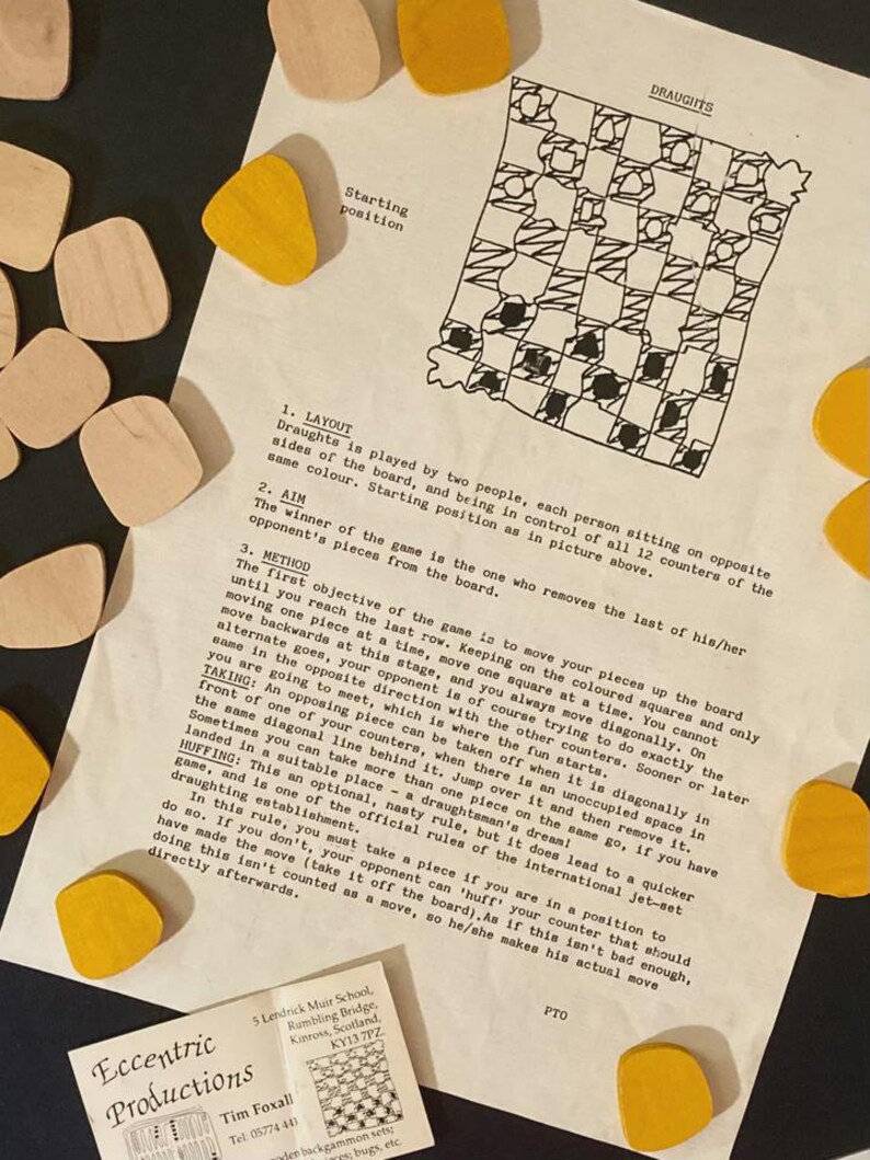 Handcrafted JIGSAW CHESS CHECKER (“draughts*) Set by Tim Foxall ...