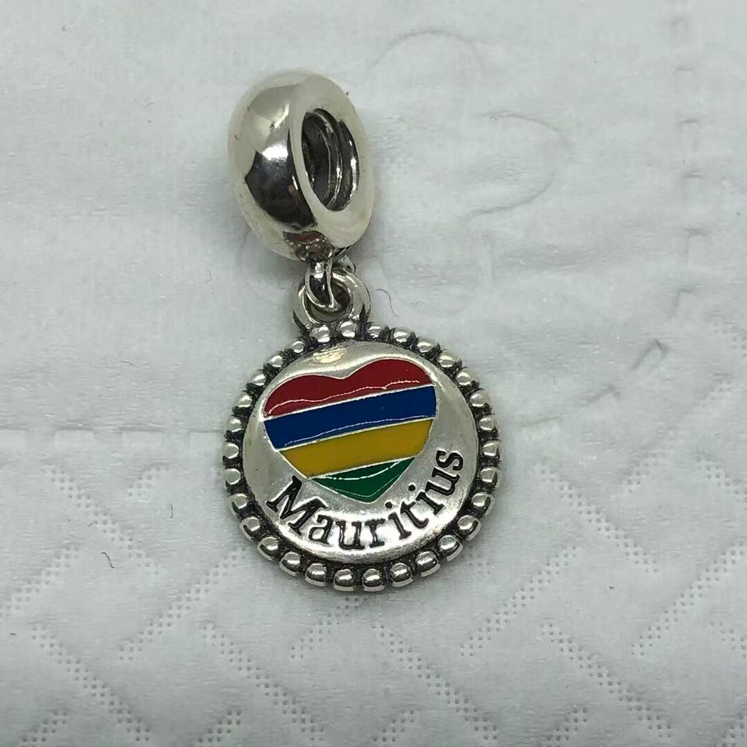 Mauritius Country Exclusive Heart Flag Dangle Charm/travel Charms ...
