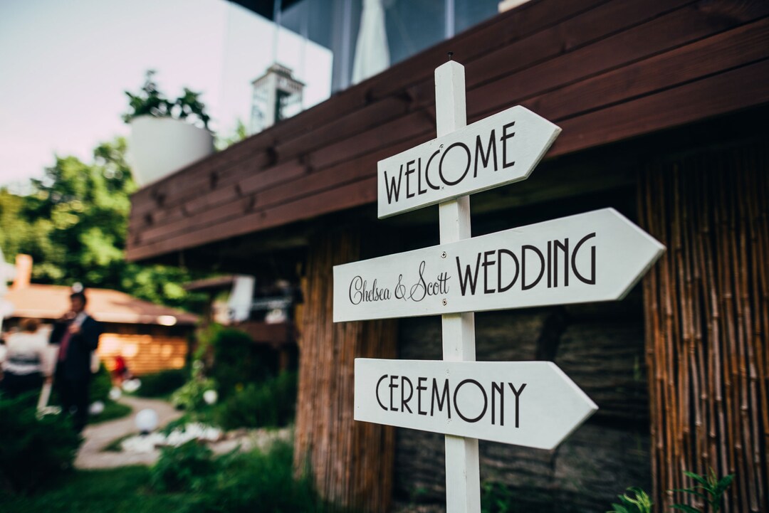 Personalized Arrow Directional Signs for Wedding. Wedding Decor Signs ...