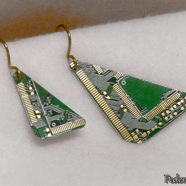 Circuit Jewelry - Etsy