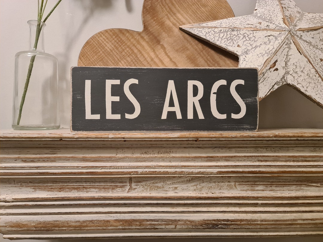 Personalized Ski Resort Sign: LES ARCS Wooden Decor - Etsy