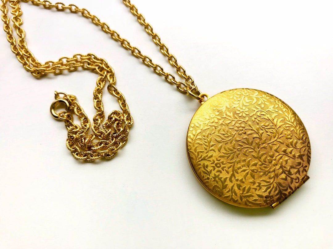 Large Vintage Gold LOCKET Necklace Filigree Pendant Compact - Etsy