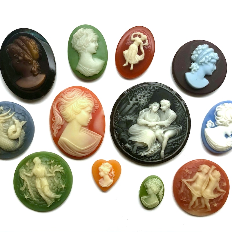Green Cameo - Etsy