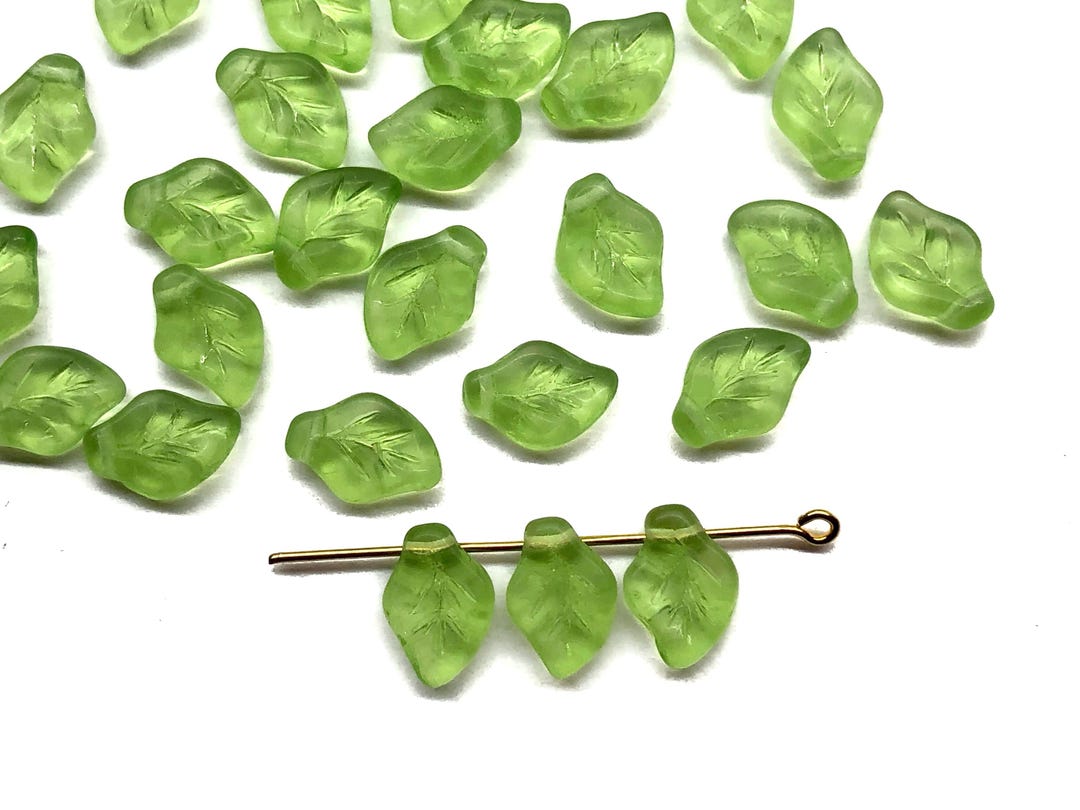 25 Czech Frosted Green Glass Leaf Beads - Side Top Drilled - Etsy