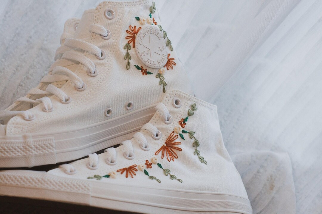 Fall' Embroidered Non-platform Converse - Etsy