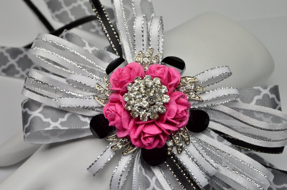 Brooch Wrist Corsage for Prom or Bridesmaids - Etsy