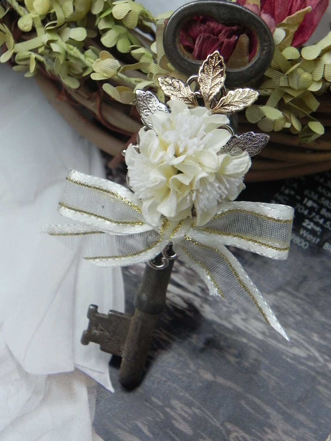 Vintage Skeleton Key Boutonniere With Ivory Accents - Etsy