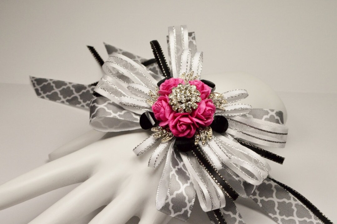 Brooch Wrist Corsage for Prom or Bridesmaids - Etsy