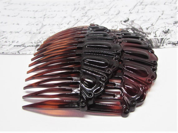Vintage FRENCH Scalloped Hair Combs, Tortoise-Shell B… - Gem