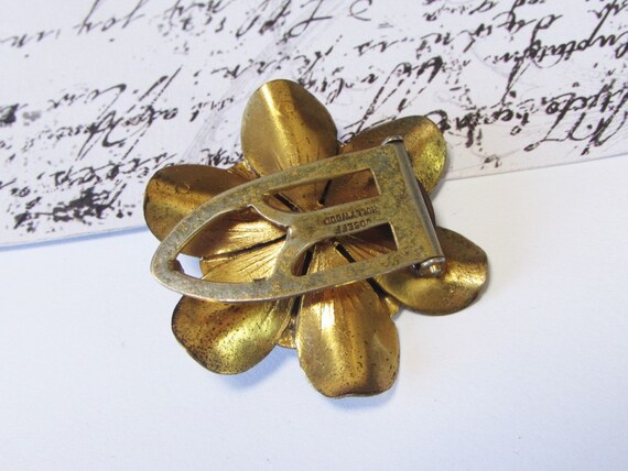 JOSEFF HOLLYWOOD Brass Flower Dress Clip, Antique Art… - Gem