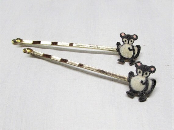 Vintage 1960s Gray Squirrel Bobby Pins Set- Decorativ… - Gem