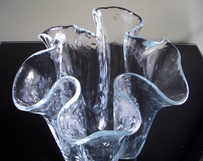 Muurla Finland Ruffled Glass Vase - Etsy