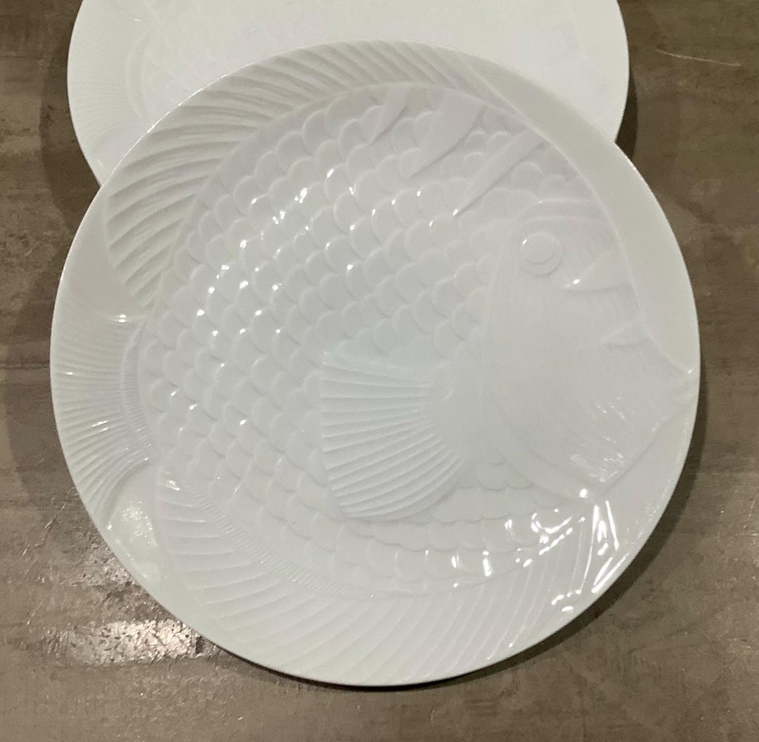 Vintage Dansk White Embossed Round Fish Plate / Made in France - Etsy