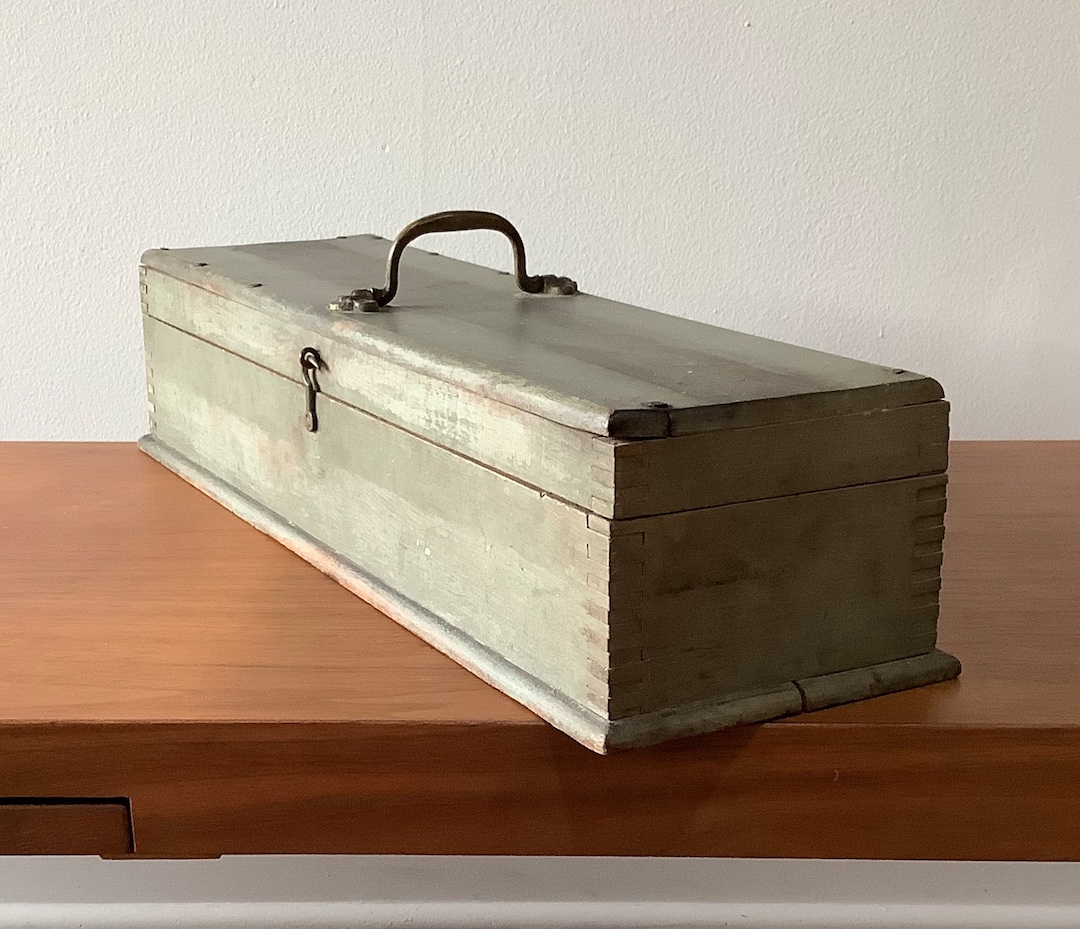 Antique Primitive Wood Carry Box / Keepsake Treasure Box / Jewelry Box ...