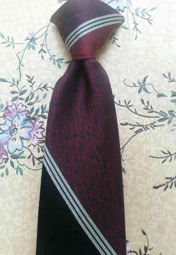 1960s Men's Clip On Skinny Tie Necktie Snapper By Bea… - Gem