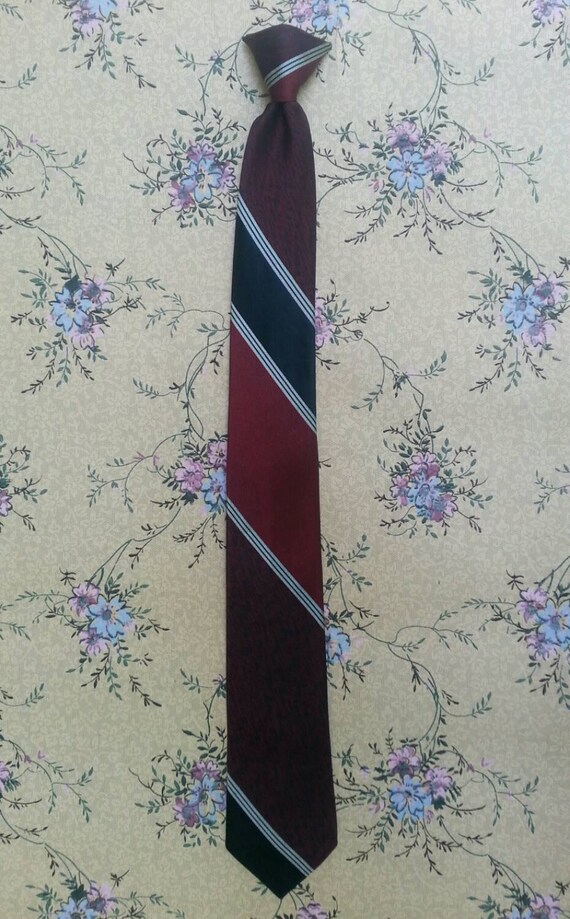 1960s Men's Clip On Skinny Tie Necktie Snapper By Bea… - Gem