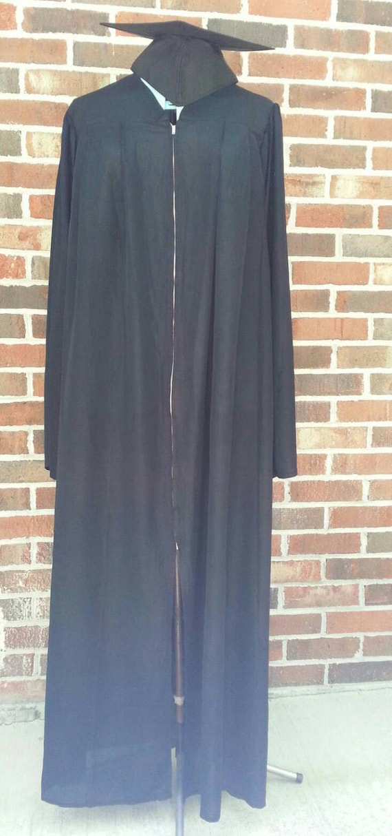 Vintage 1970s Graduation Cap And Gown Black Robe By E… - Gem
