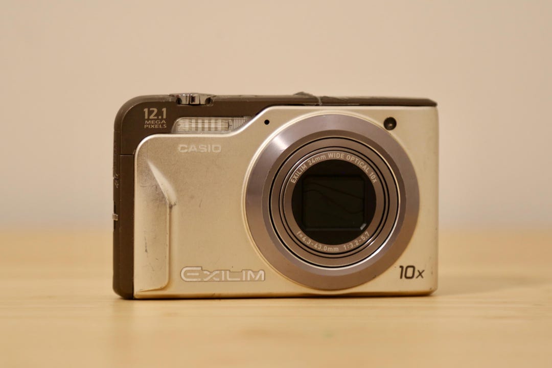 Casio EXILIM EX-H10 Camera + Battery (tested) - Etsy