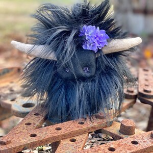 Highland Cow Mini Moo Stuffed Shelf Sitter Country Home Decor Faux Fur ...