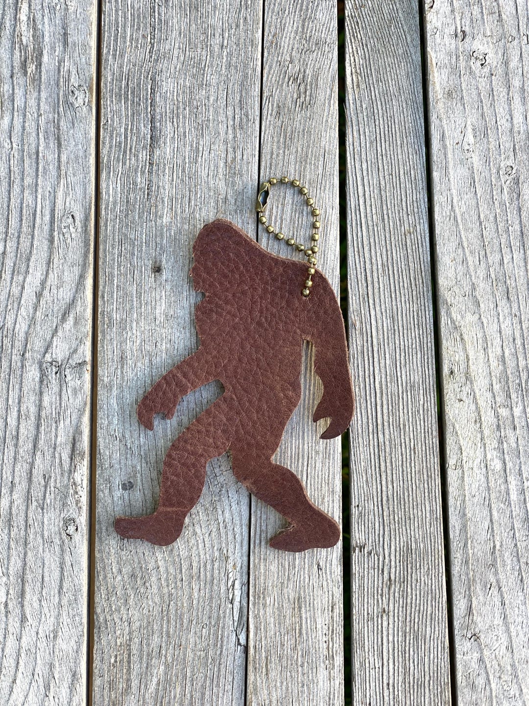 Sasquatch Pebbled Leather Keyring Bigfoot Yeti Big Foot Key Chain Fob ...