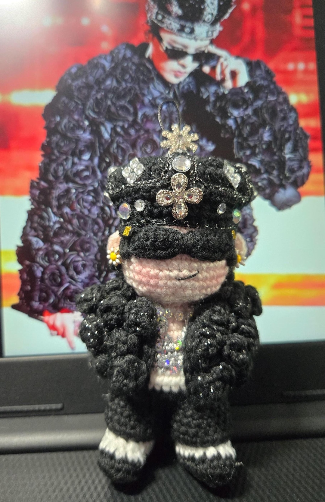 G-dragon Übermensch Tour Crochet Doll, Act III MOTTE Outfit Amigurumi ...