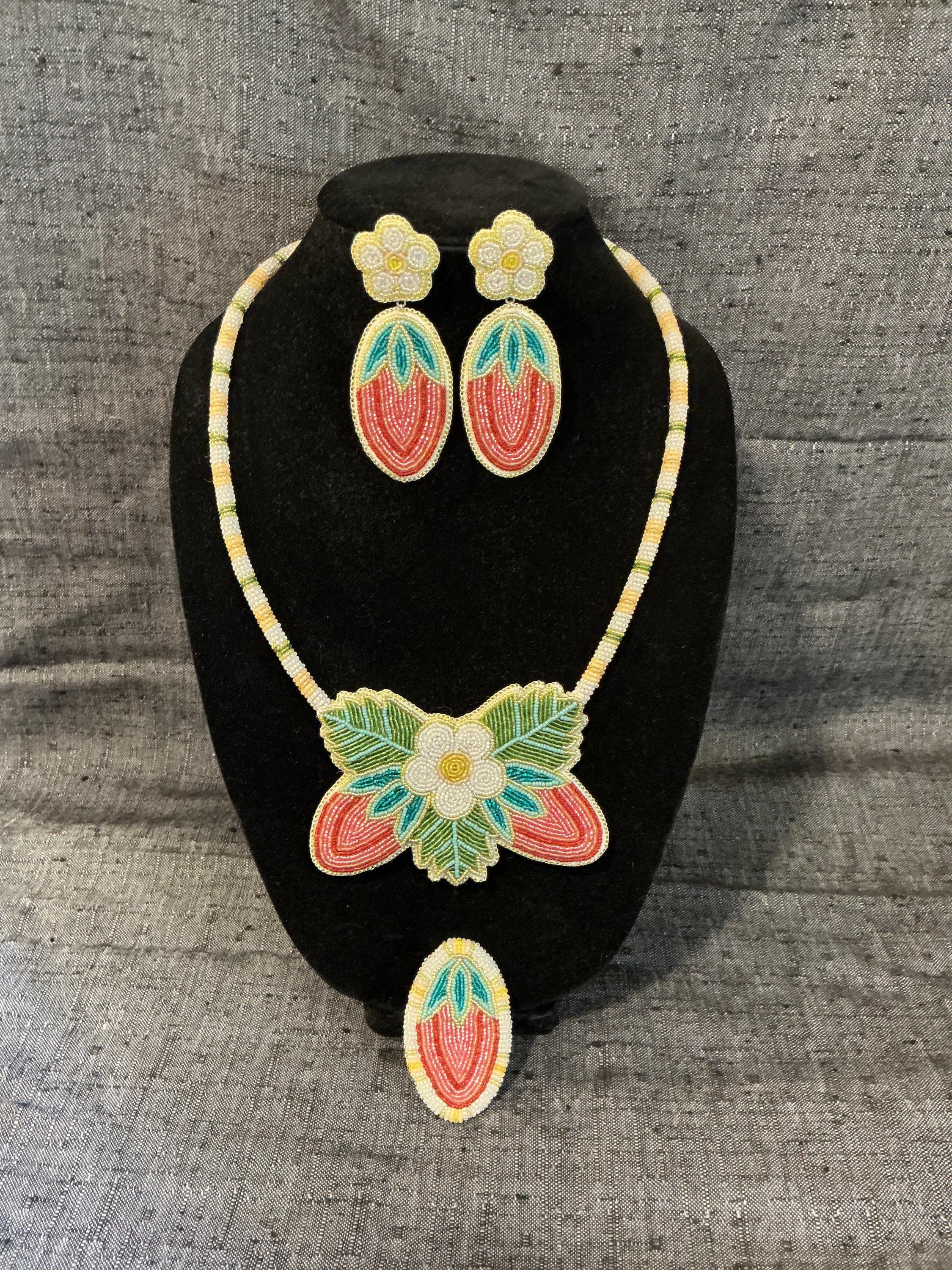 Native American Beaded Strawberry Medallion Necklace - Etsy