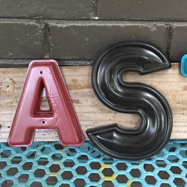 Vintage Sign Letter - Etsy