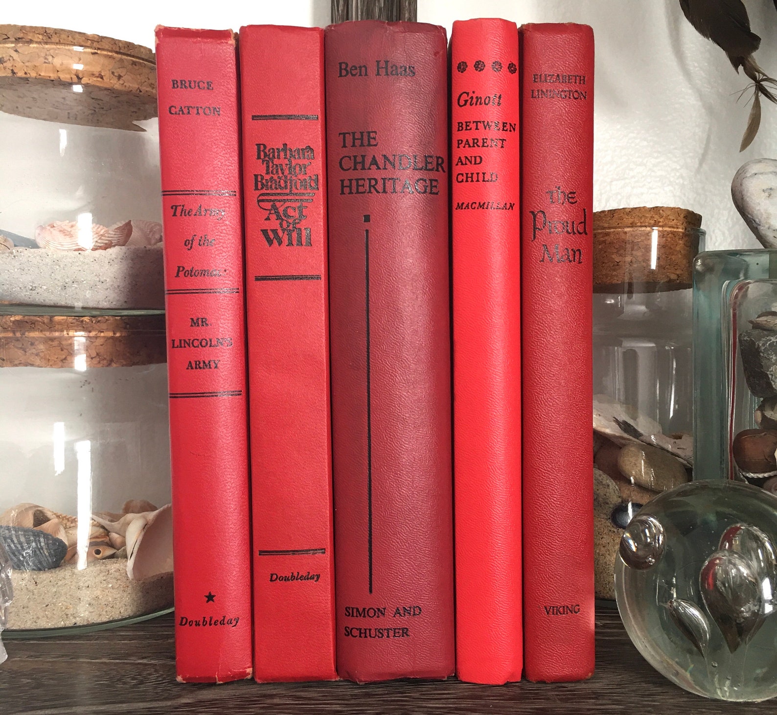 Vintage Red Hardcover Books Collection 5 Bücher in Rottönen | Etsy