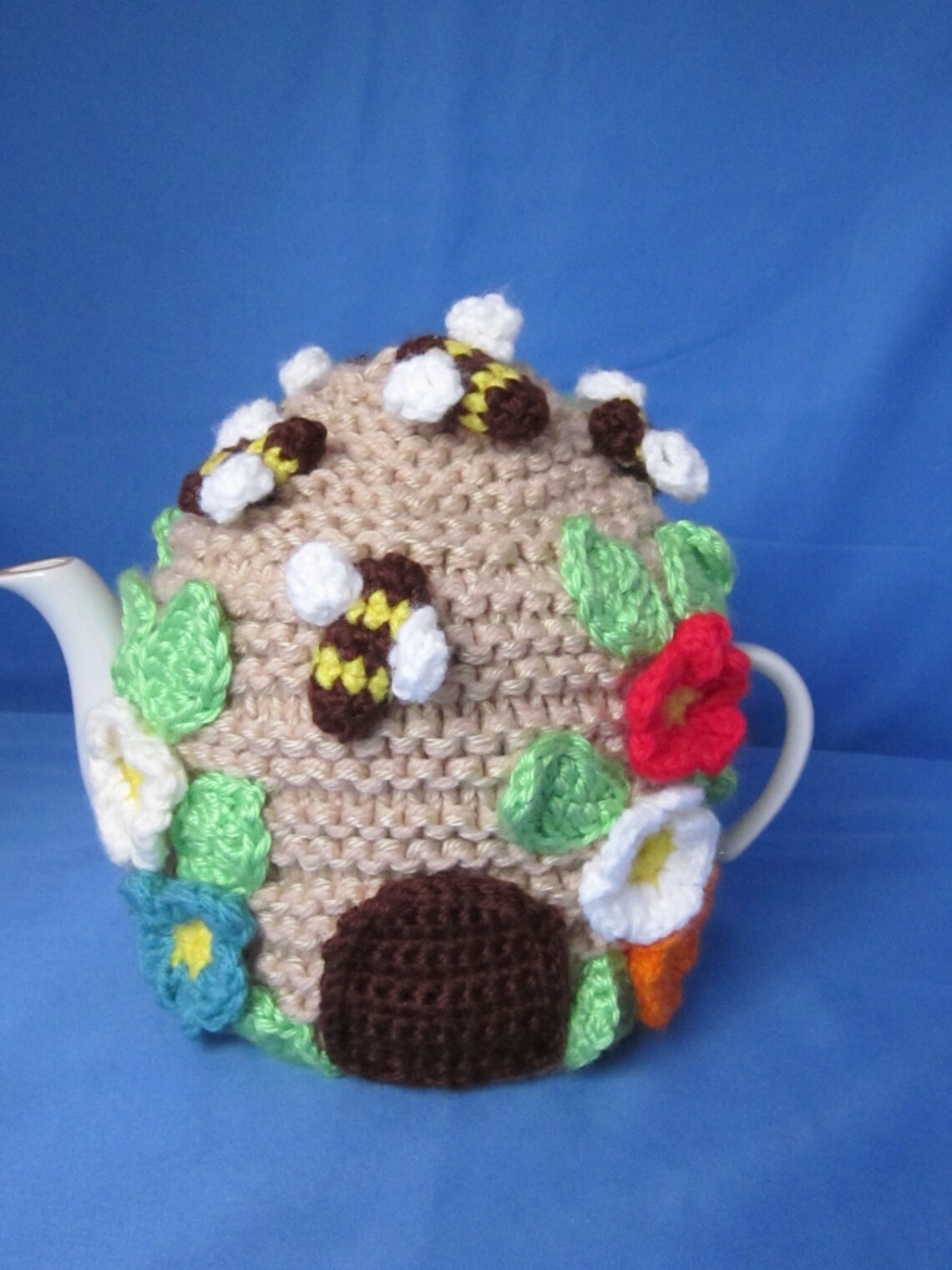 Handmade 3 Cup Crochet Tea Pot Cozy With Flowers and Bees. Great Gift ...