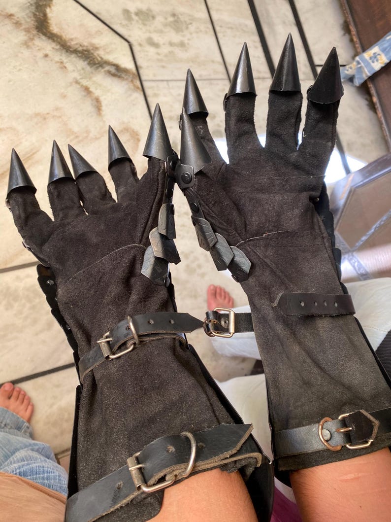 Gothic Knight Gauntlets Nazgul Gloves Black Medieval Armor Gloves, LARP ...