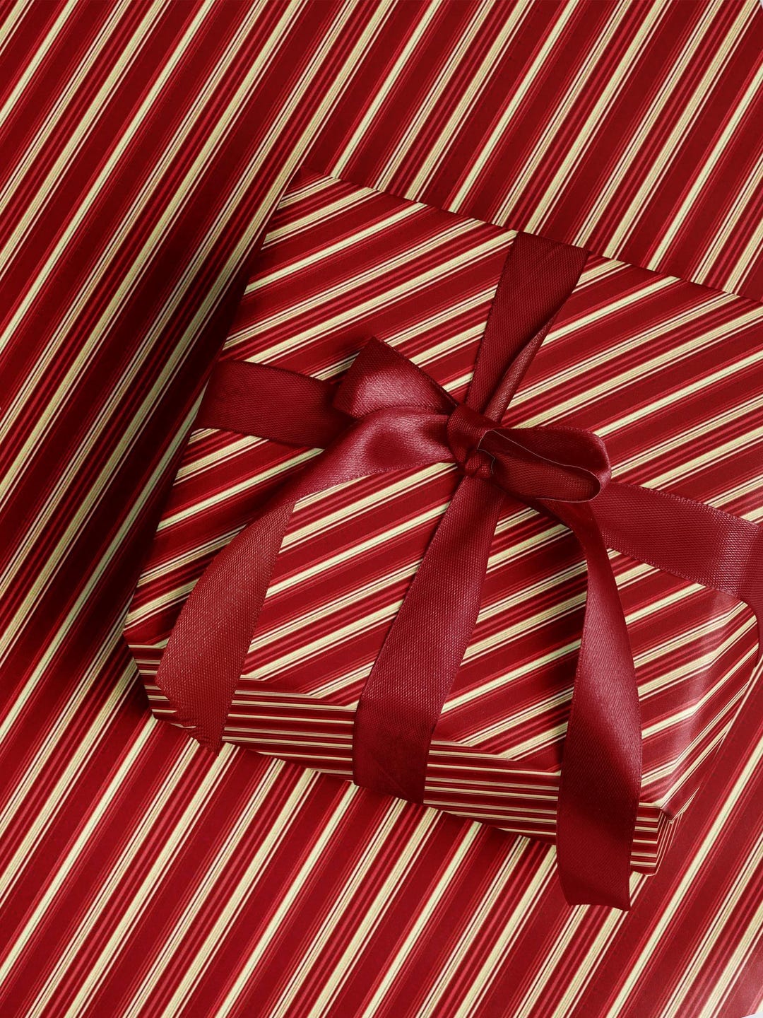 Crimson Red Stripe Wrapping Paper Holiday Gift Wrap, Luxury Red Stripe ...