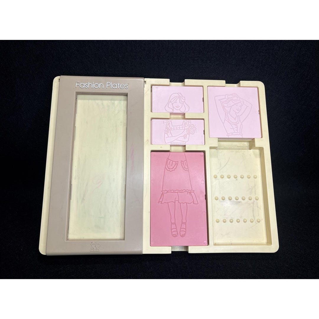 Vintage 1978 Tomy Fashion Plates Drawing Design Set 15 Plates Nearly ...