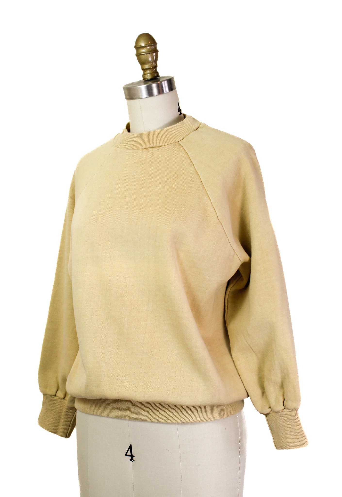 Shortbread // 1960s soft yellow crewneck sweatshirt by Taylord md / lg