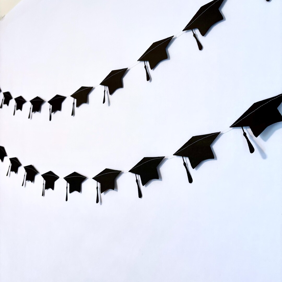 Graduation Cap Garland: Custom Color Party Decor - Etsy