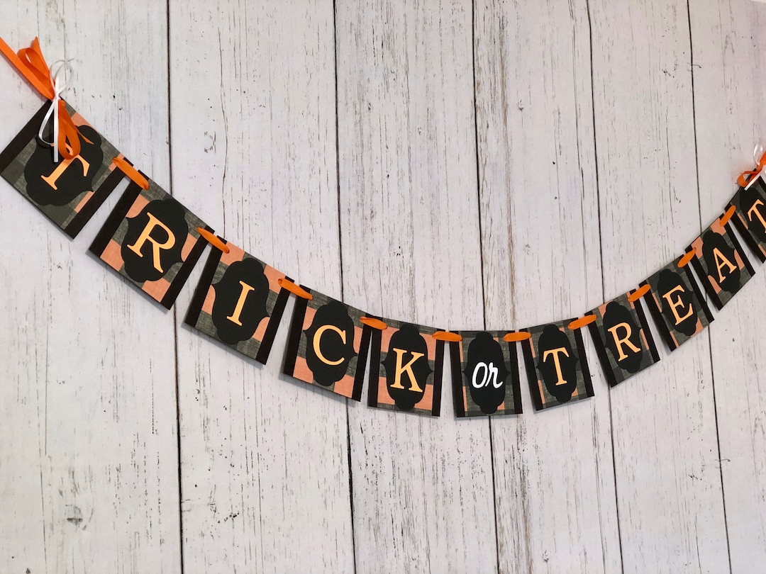 Trick or Treat Banner / Halloween Fireplace Decorations / Buffalo Check ...