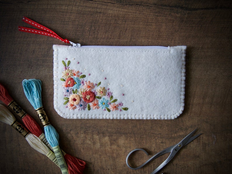 Wool Felt Coin Purse Wallet ø Small MakeUp Bag ø Hand | Etsy