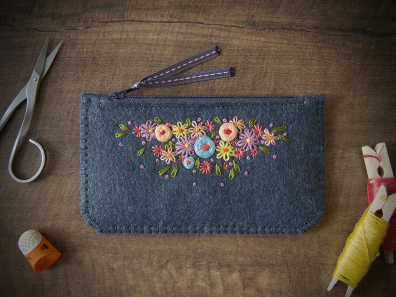 Wool Felt Coin Purse Wallet ø Small Makeup Bag ø Hand - Etsy