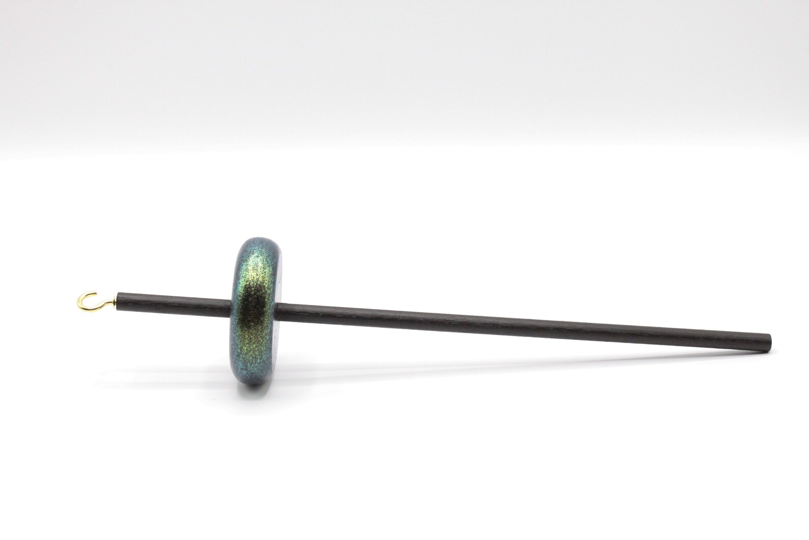 Emerald Dragon Sparkle Drop Spindle - Blue Green Gold Shifting Colors ...
