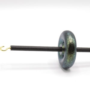 Emerald Dragon Sparkle Drop Spindle - Blue Green Gold Shifting Colors ...