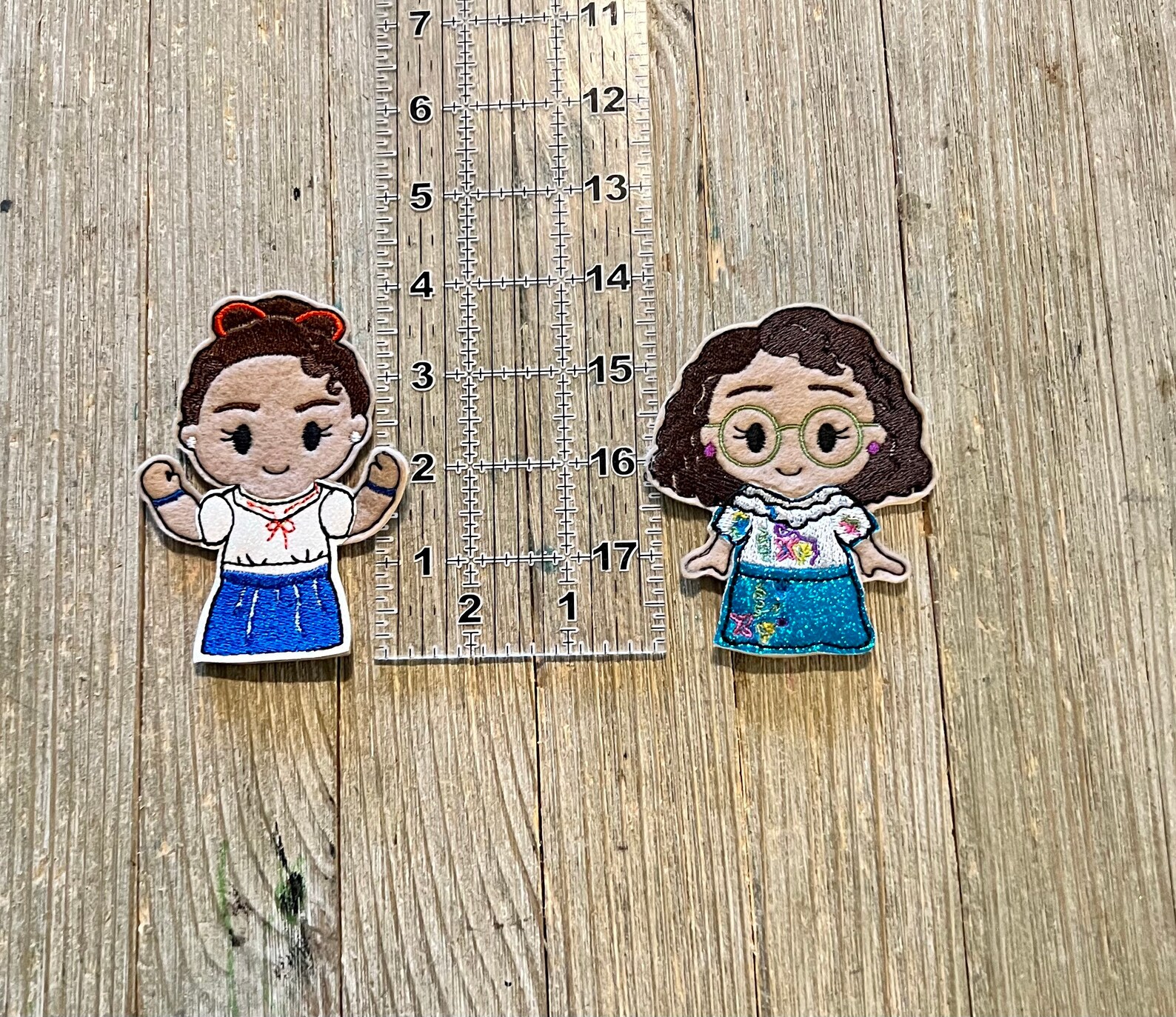 Singing Family Finger Puppet Set - Etsy